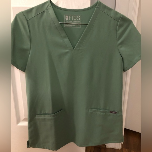 Figs | Tops | Figs Jade Casma | Poshmark
